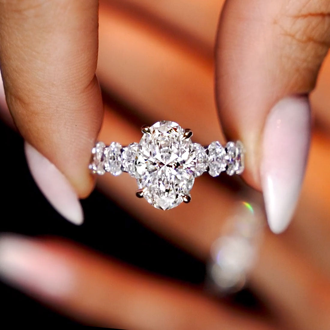 What Is a Cocktail Ring? Style Tips for Gold Diamond Rings & Gemstone ...